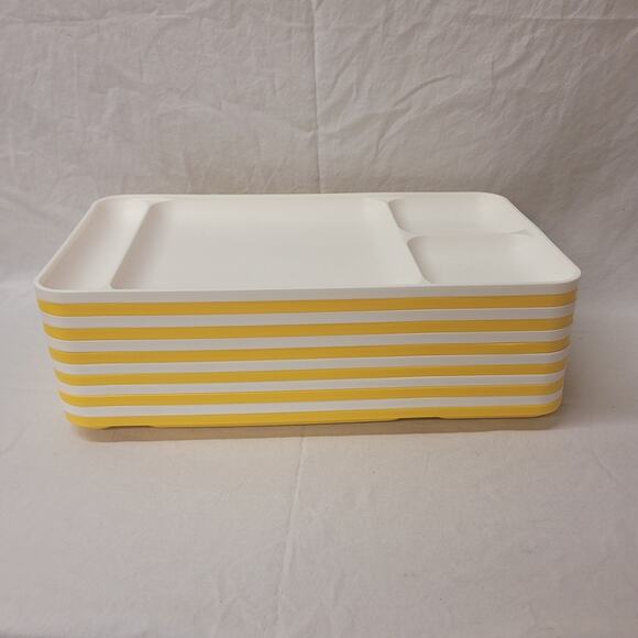 Tupperware | Dining | Set Of 1 Vintage Tupperware Meal Trays Yellow And ...